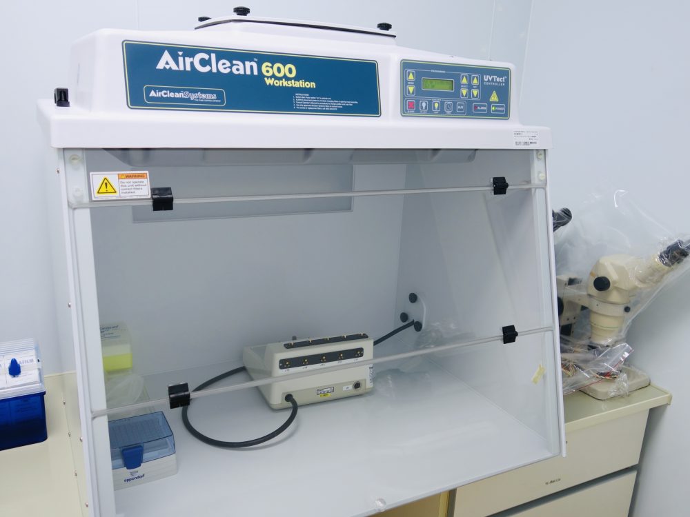 Loading hood（樣品準備區） – 質譜儀實驗室 IES MS Lab